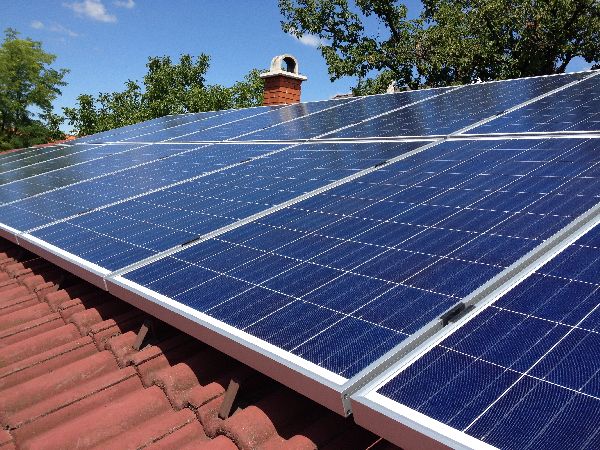 Dübörög a napelemek piaca – Alternativ Energia